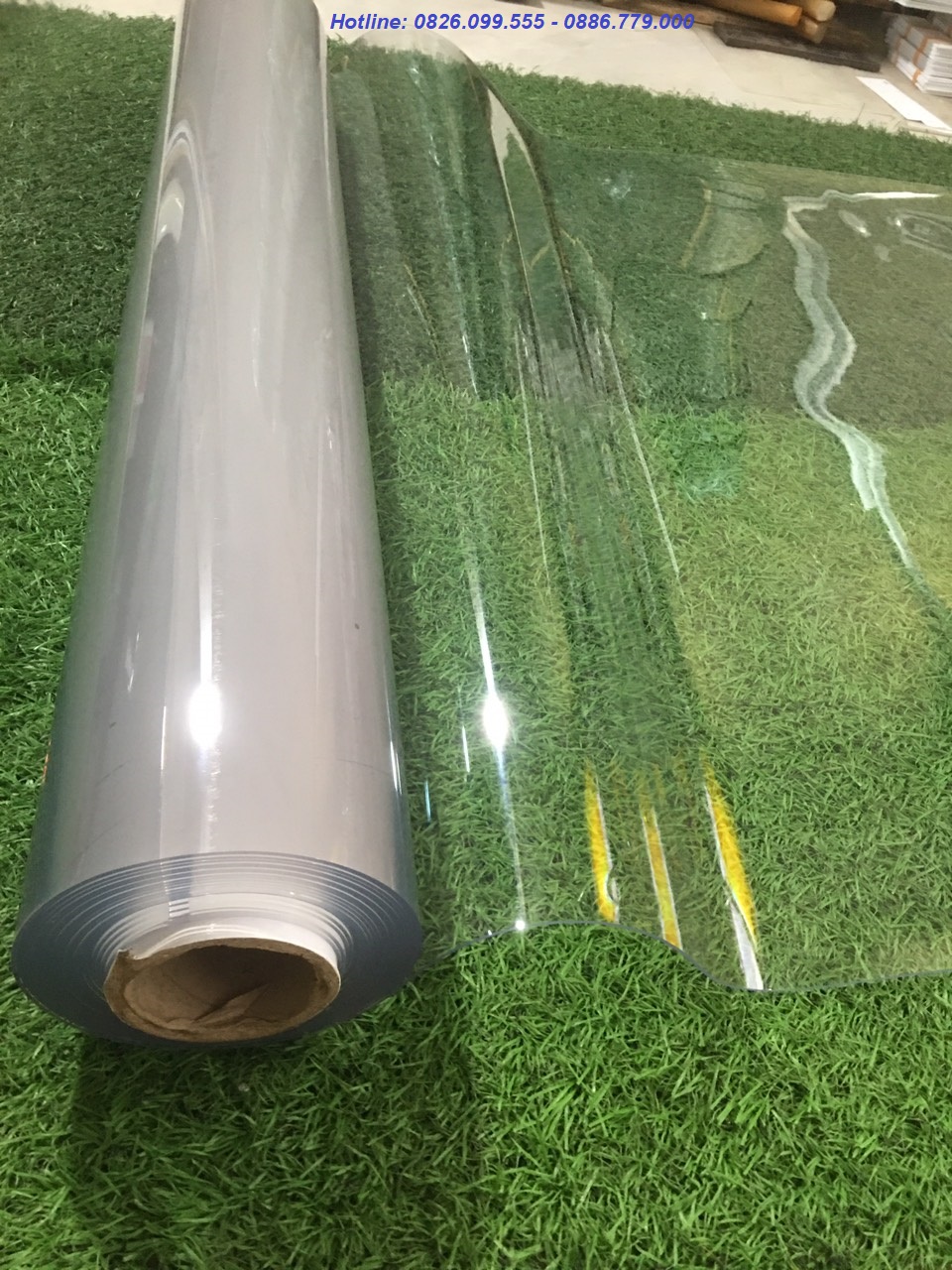 Cuộn nhựa PVC trong suốt mềm dẻo với đặc tính kỹ thuật: có chiều rộng 2 ...